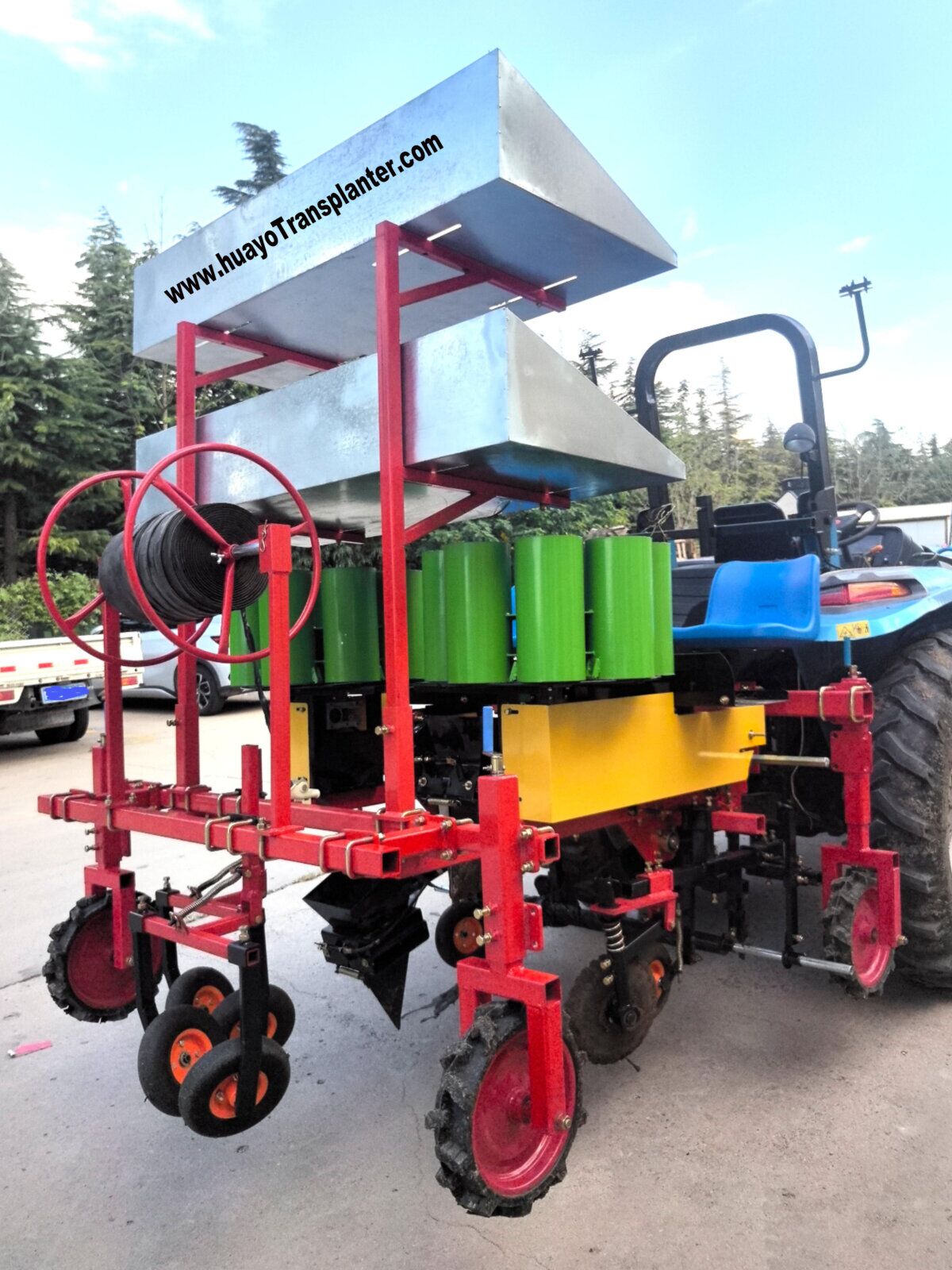 Pineapple Transplanter - HUAYO AGRO MACHINE