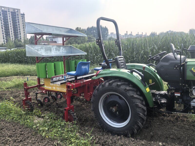 Pineapple Transplanter - HUAYO AGRO MACHINE