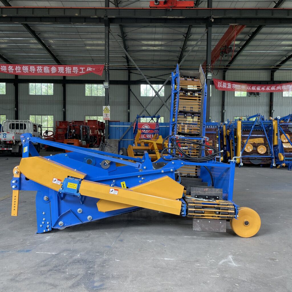 HPHT-1100 Auto loading Potato Harvester - HUAYO AGRO MACHINE