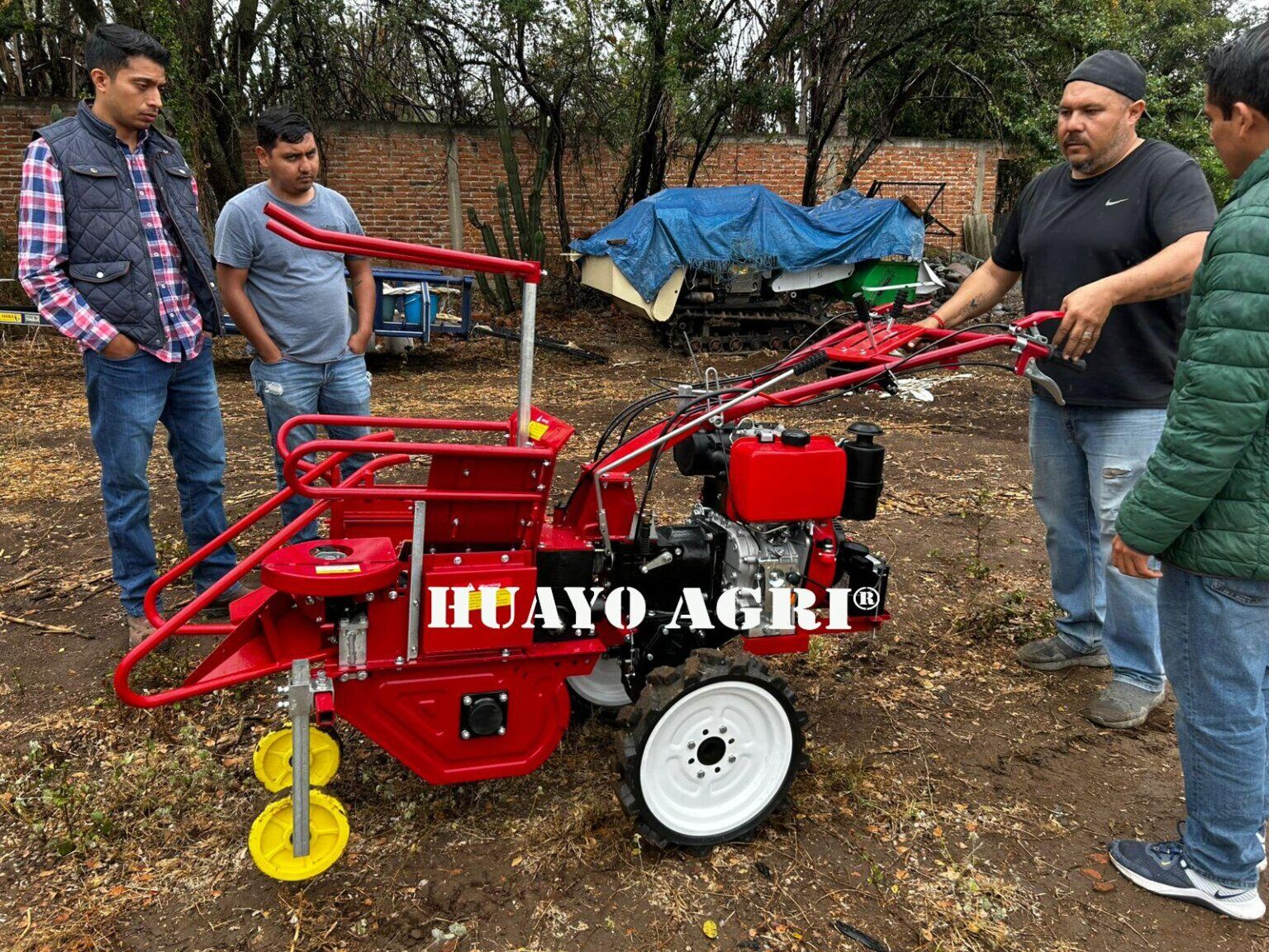 Single Row Corn Harvester - HUAYO AGRO MACHINE